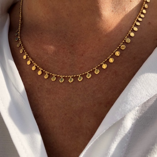 Collier avec petites pastilles en véritable plaqué or